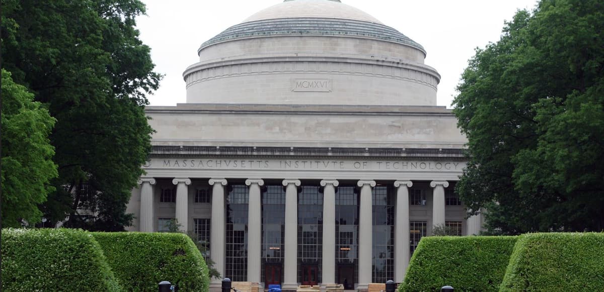 How To Get Into MIT: Expert Tips and Strategies